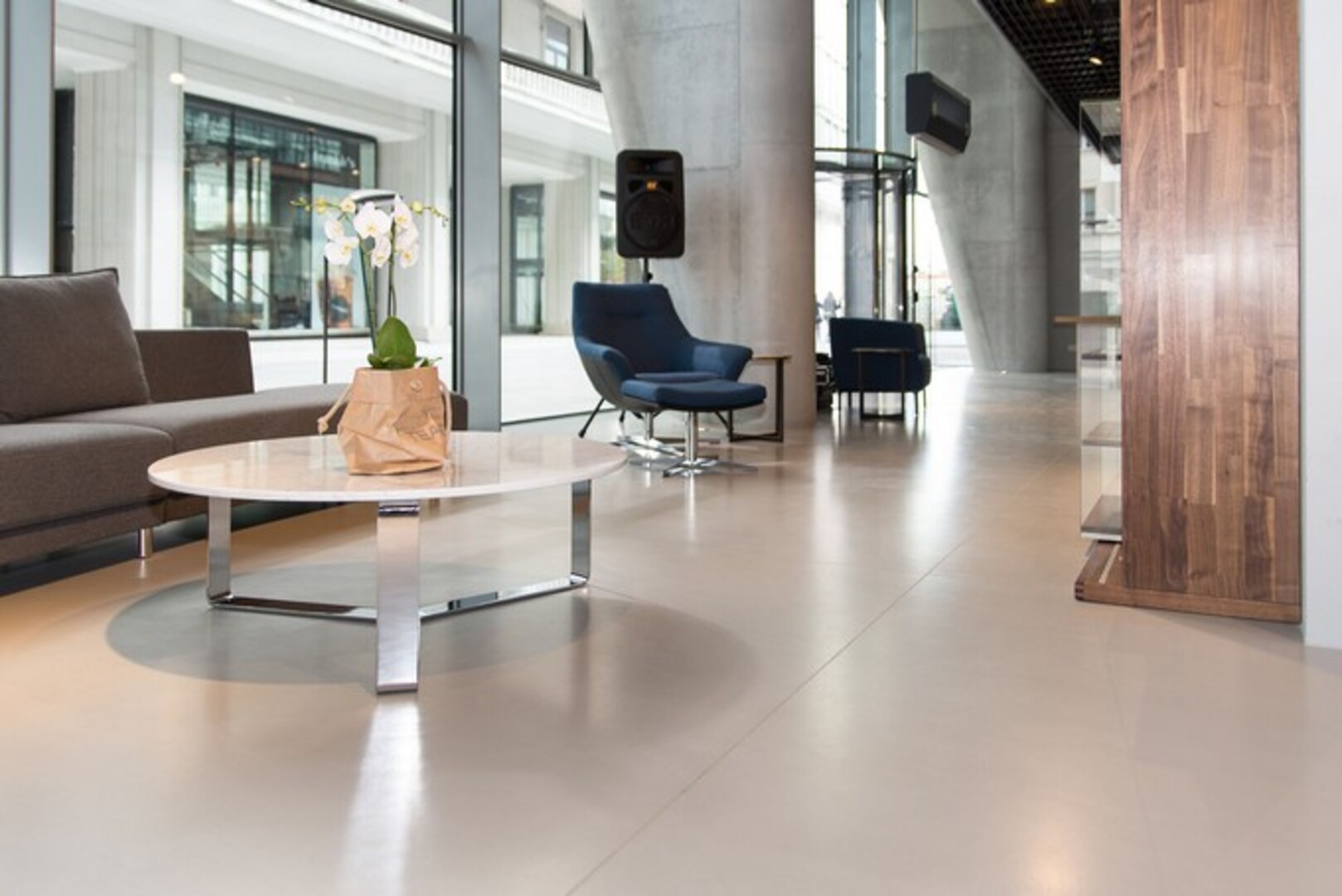 Decorative flooring in prestigious offices