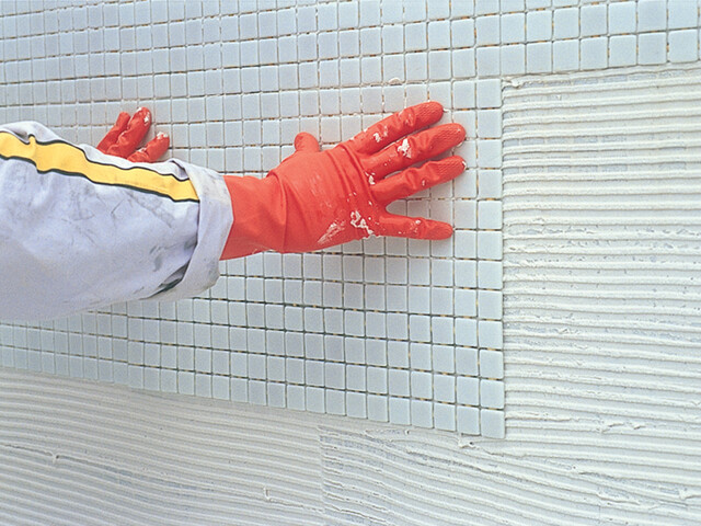 Waterproofing for swimming pools